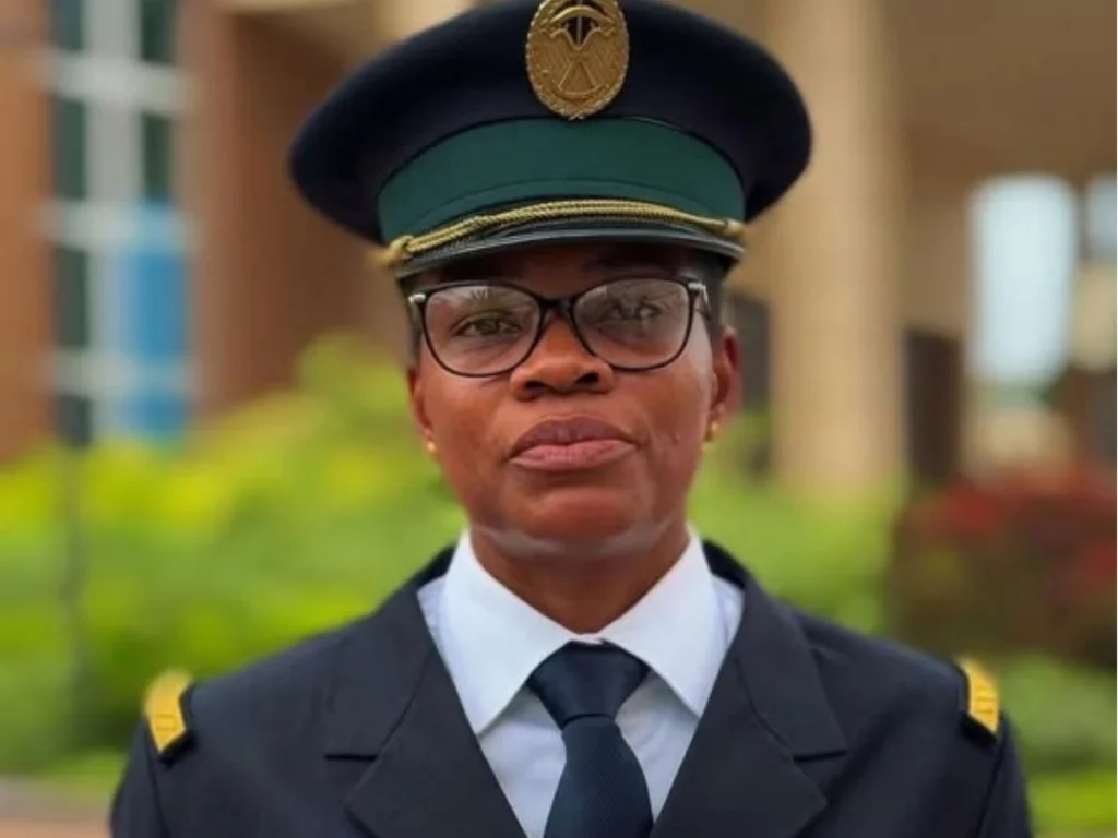 Présidence du Bénin : Elvire Toupe devient la première femme aide de ...